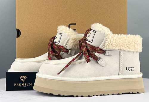 Угги ботинки UGG Funkarra Cabin Cuff Whitecap
