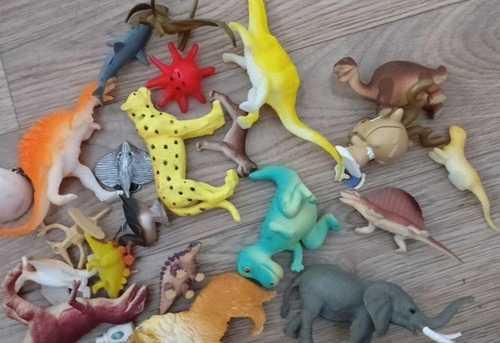 Игрушки фигурки динозавры, животные