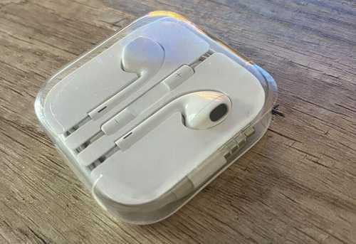 Наушники Apple EarPods с разъёмом 3,5 MM