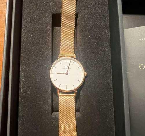 Часы наручные женские Daniel Wellington