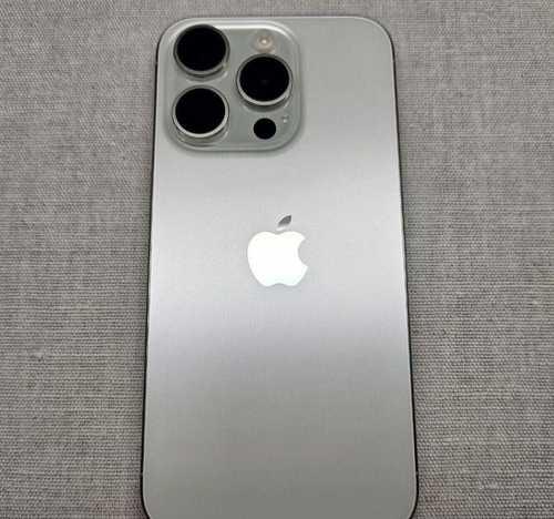 iPhone 15 Pro, 256 ГБ