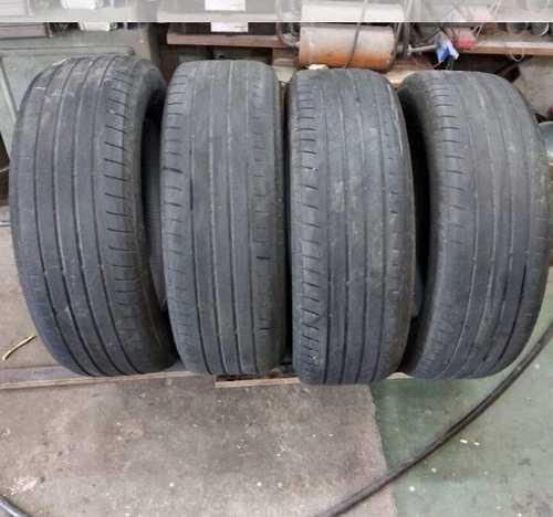 Bridgestone Alenza 001 225/65 R17