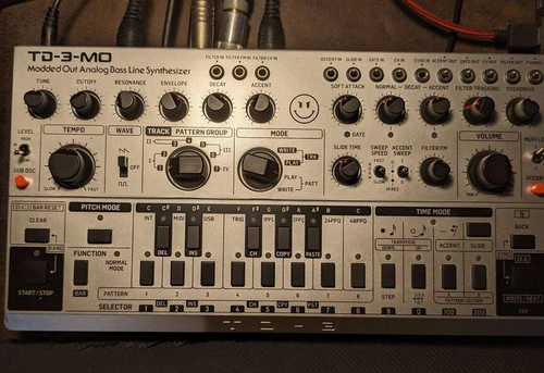 Behringer td3 mo