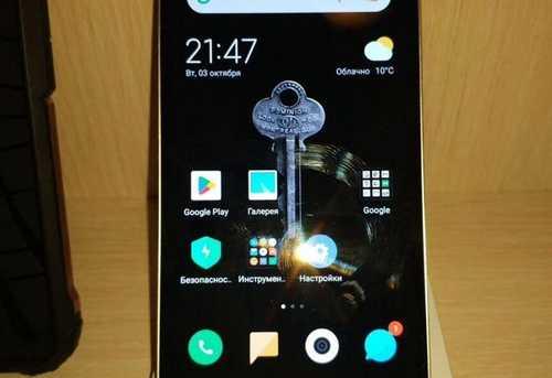 Телефон Xiaomi Mi 5