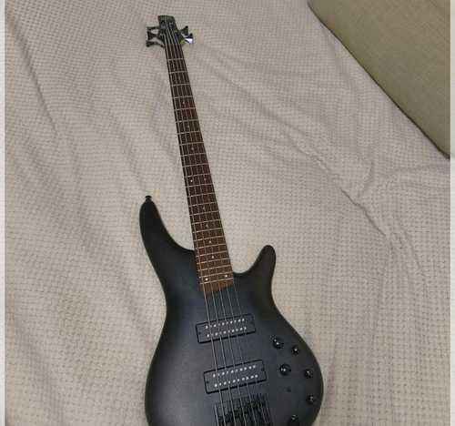 Бас Ibanez SR305EB