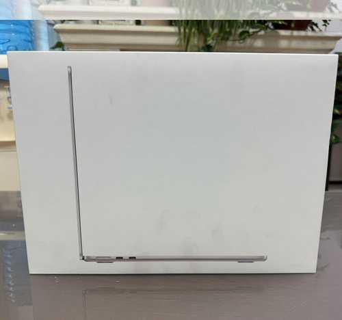 MacBook Air 13 M4 Starlight 10/8 16/256 2025 год