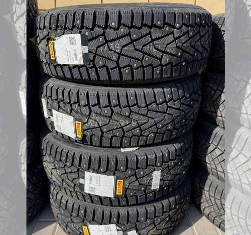 Pirelli Ice Zero 215/55 R18 99T