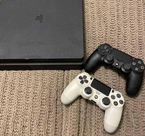 Sony playstation 4 slim