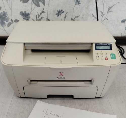 Мфу лазерный xerox PE 114e с маленьким пробегом