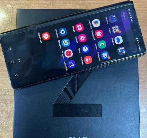 Samsung Galaxy Z Fold2, 12/256 ГБ