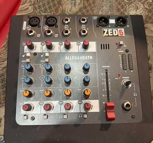 Allen & heath ZED6