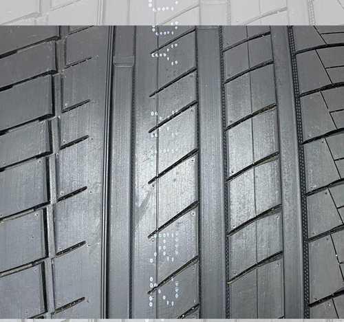 Habilead PracticalMax H/P RS26 295/35 R21 107Y