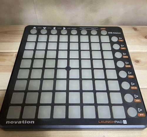 Novation launchpad mini