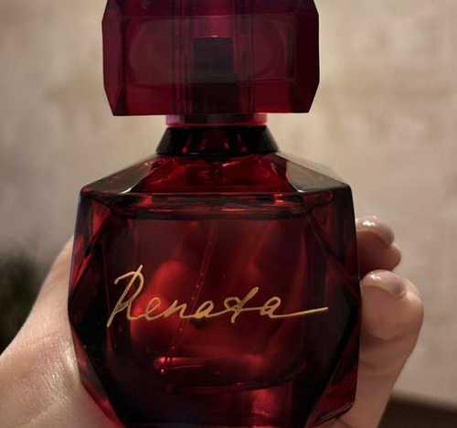 Парфюмированная вода Renata от Faberlic