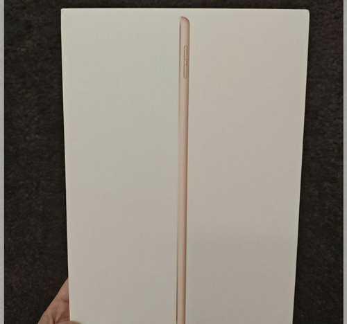 Коробка от iPad 8 поколения