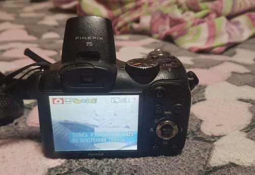 Фотоаппарат "Fujifilm" FinePix S1600
