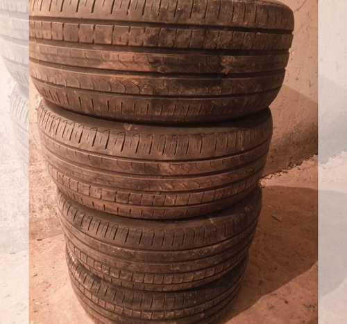 Pirelli Cinturato P7 235/55 R17