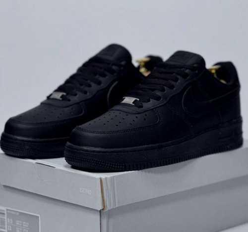 Кроссовки Nike Air Force 1 зимние