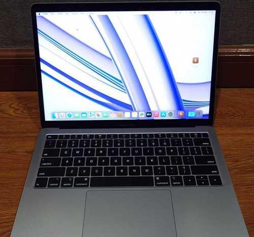 Ноутбук MacBook Air 13" 2019 (i5/8/256)