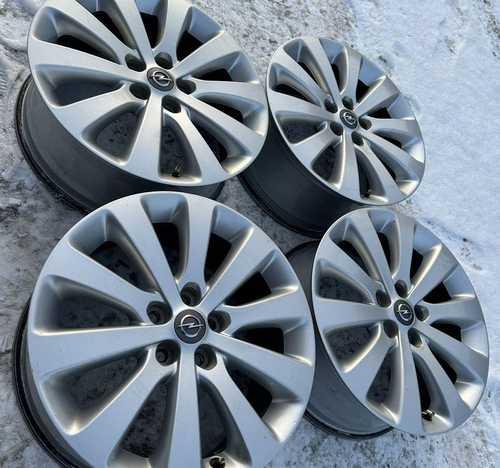 Оригинальные литые диски R17 Opel Astra j