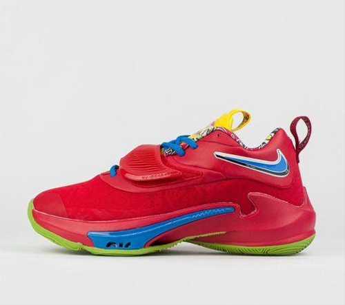 Кроссовки Nike Uno x Zoom Freak 3 Red