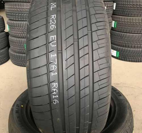 Kapsen RS26 Practical Max HP 255/40 R20 101Y