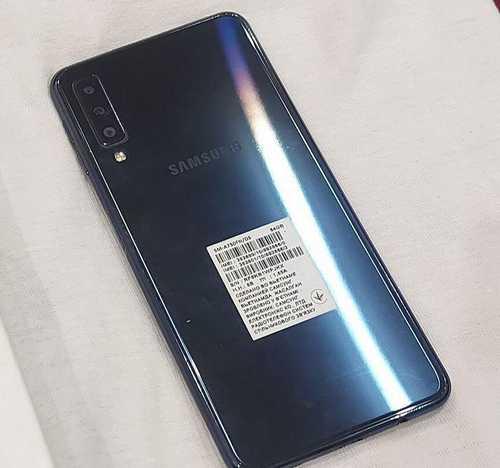 Samsung Galaxy A7 (2018), 4/64 ГБ