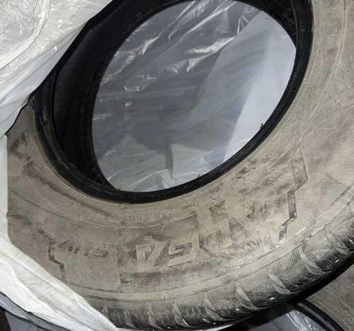 Kumho 722 225/75 R16