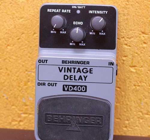 Behringer VD400 Vintage Delay