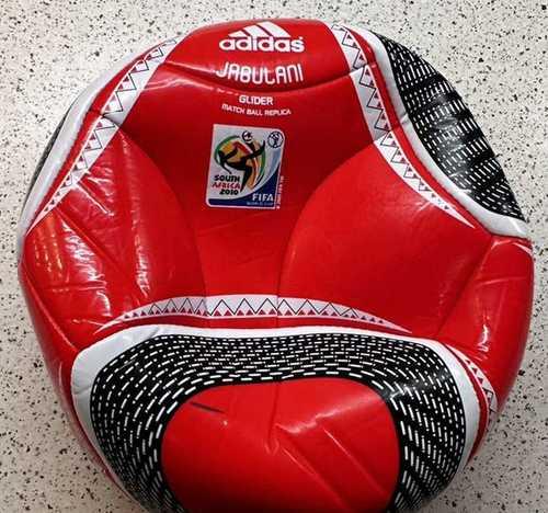 Футбольный мяч Adidas Jabulani