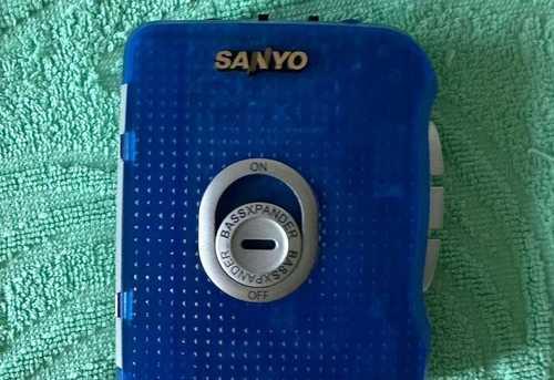 Кассетный плеер sanyo