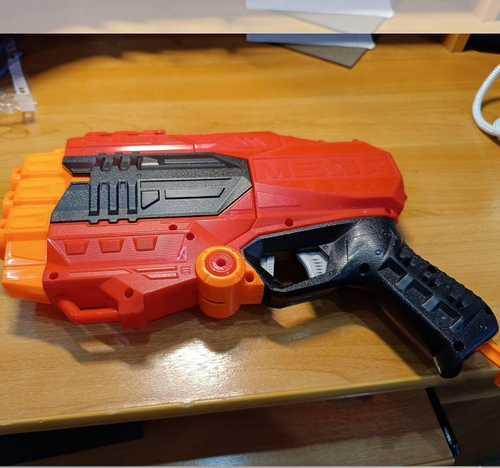 Игрушечные пистолеты Nerf