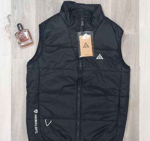 Жилетки nike acg