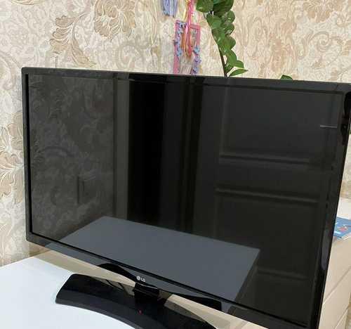 Телевизор LG 28MT49S