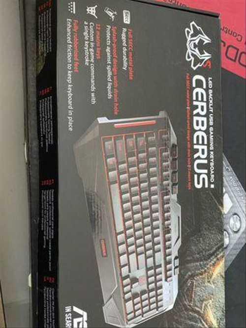 Игровая клавиатура Asus Cerberus