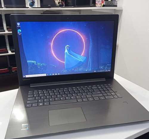 Ноутбук Lenovo 17.3 i7-7500u 16Gb SSD