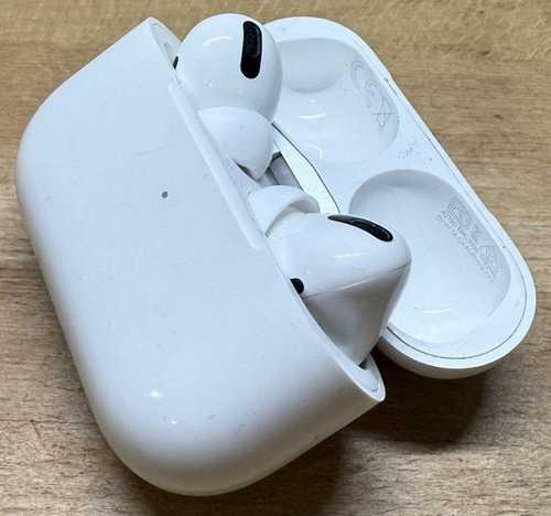 Apple AirPods Pro