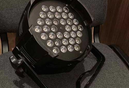 Светодиодный прожектор 3 X 36 белый свет
