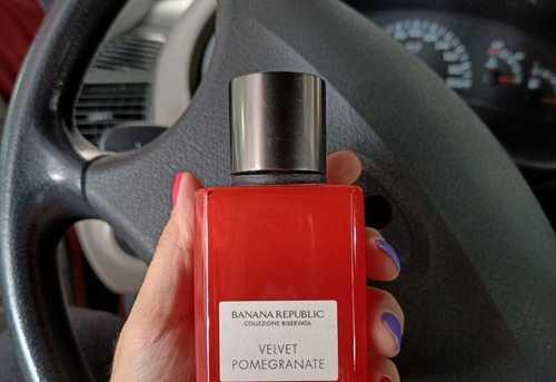 Banana republic velvet pomegranate