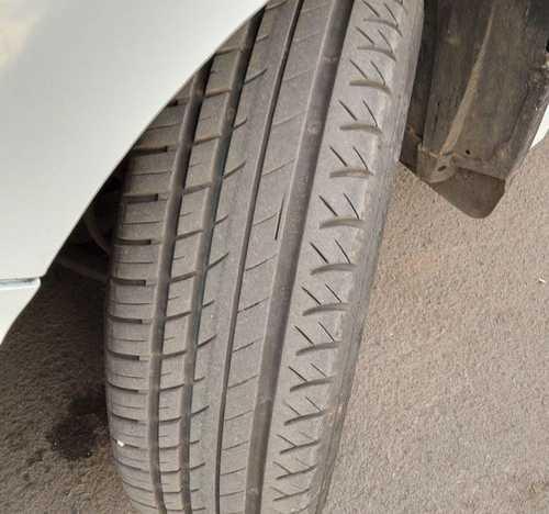 Viatti Strada Asimmetrico 195/65 R15