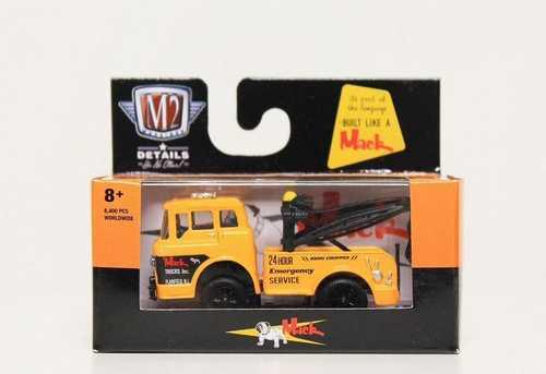 M2 Machines - 1957 Mack Model N Tow Truck