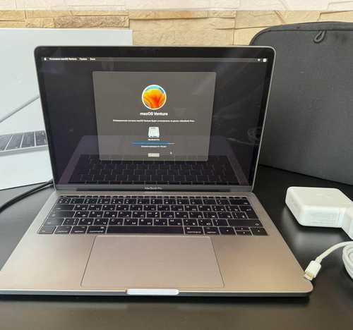 Apple MacBook Pro 13 Retina (mpxq2RU/A)