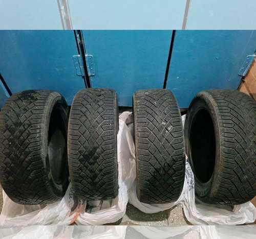 Continental ContiVikingContact 7 215/55 R17 98T