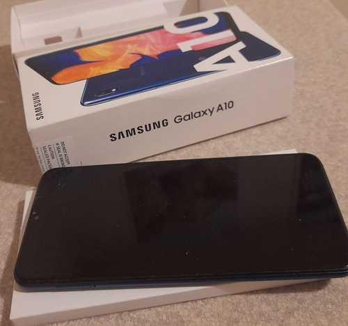 Samsung Galaxy A10, 2/32 ГБ