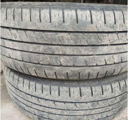 Kumho Solus KL21 225/65 R17