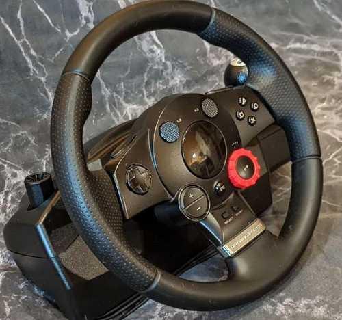 Игровой руль logitech driving force gt