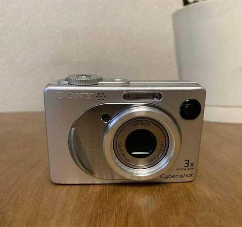 Компактный Фотоаппарат Sony cyber shot dsc w1