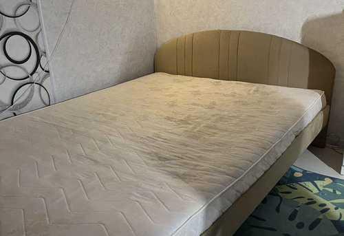 Кровать двуспальная 140 200