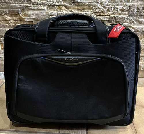 Чемодан samsonite