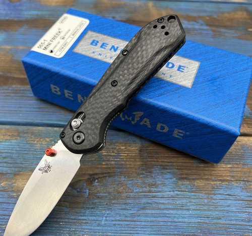 Нож складной Benchmade 565-1 Mini Карбон